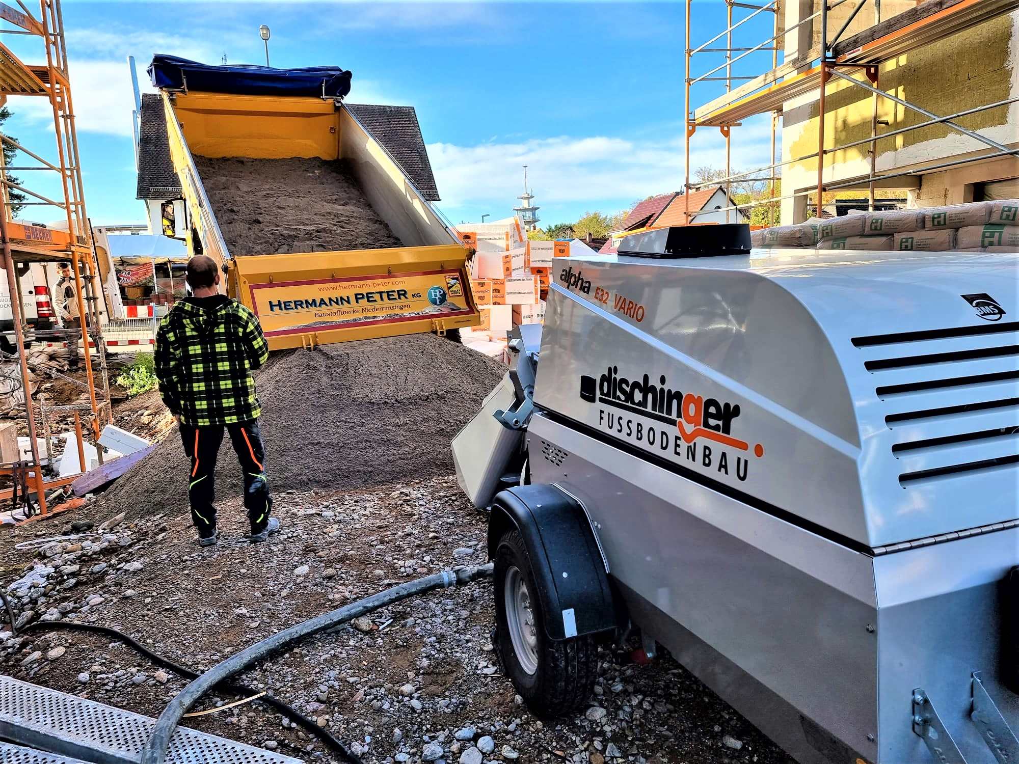 Dischinger Fußbodenbau schafft eine alpha E32 Vario an » BMS - Bau ...